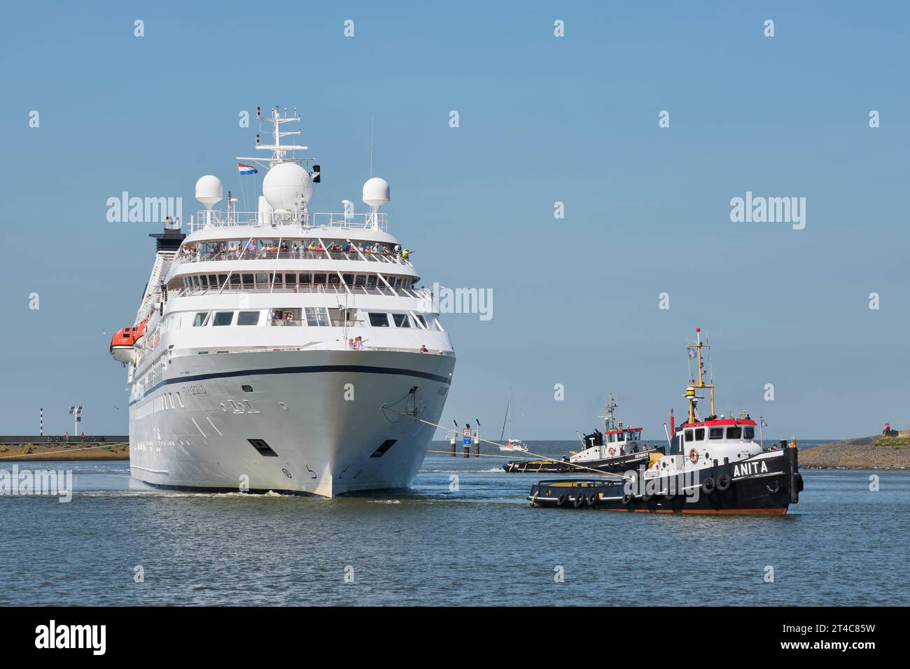 The cruise ship Star Legend of the American shipping company Windstar ...