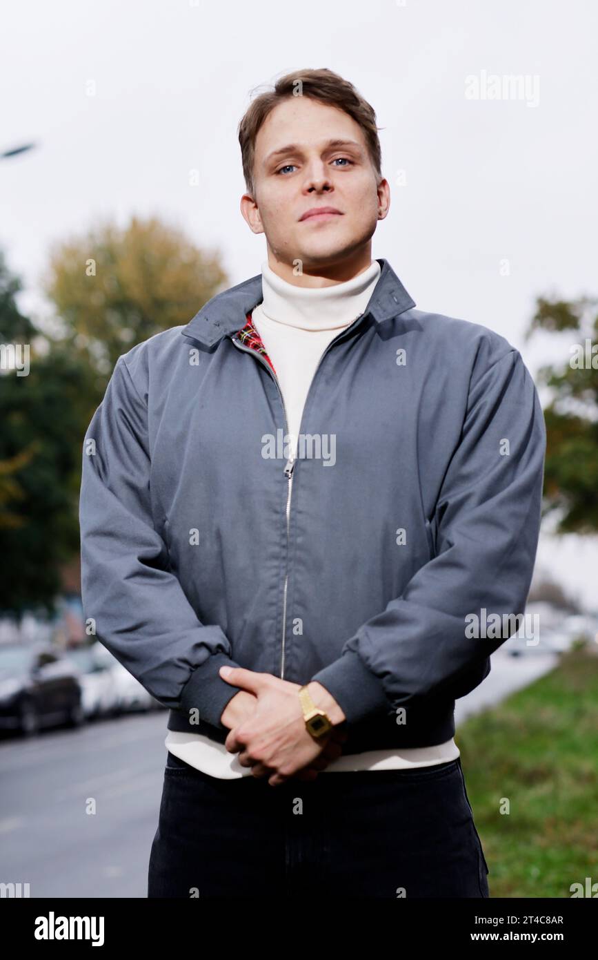 Berlin, Germany. 26th Oct, 2023. Actor Merlin Rose at a Dpa photo shoot ...