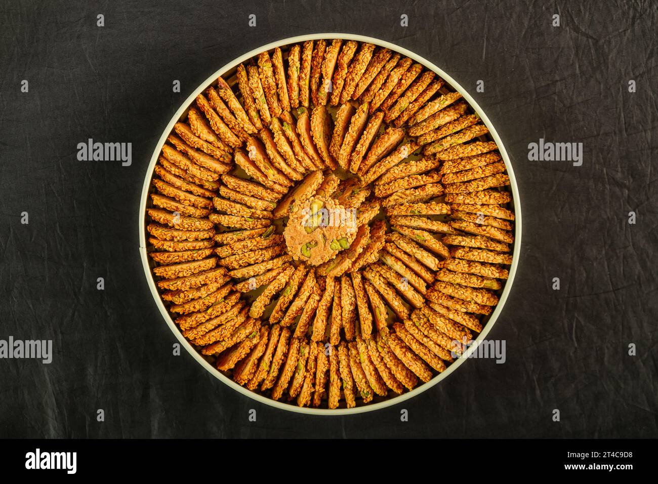 Arabic sweets hi-res stock photography and images - Alamy