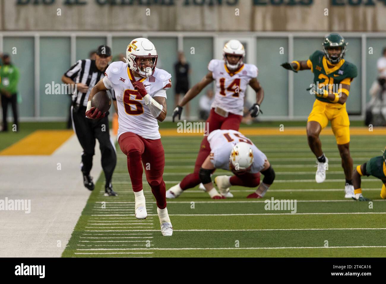 WACO, TX - OCTOBER 28: Iowa State Cyclones running back Eli Sanders (6 ...