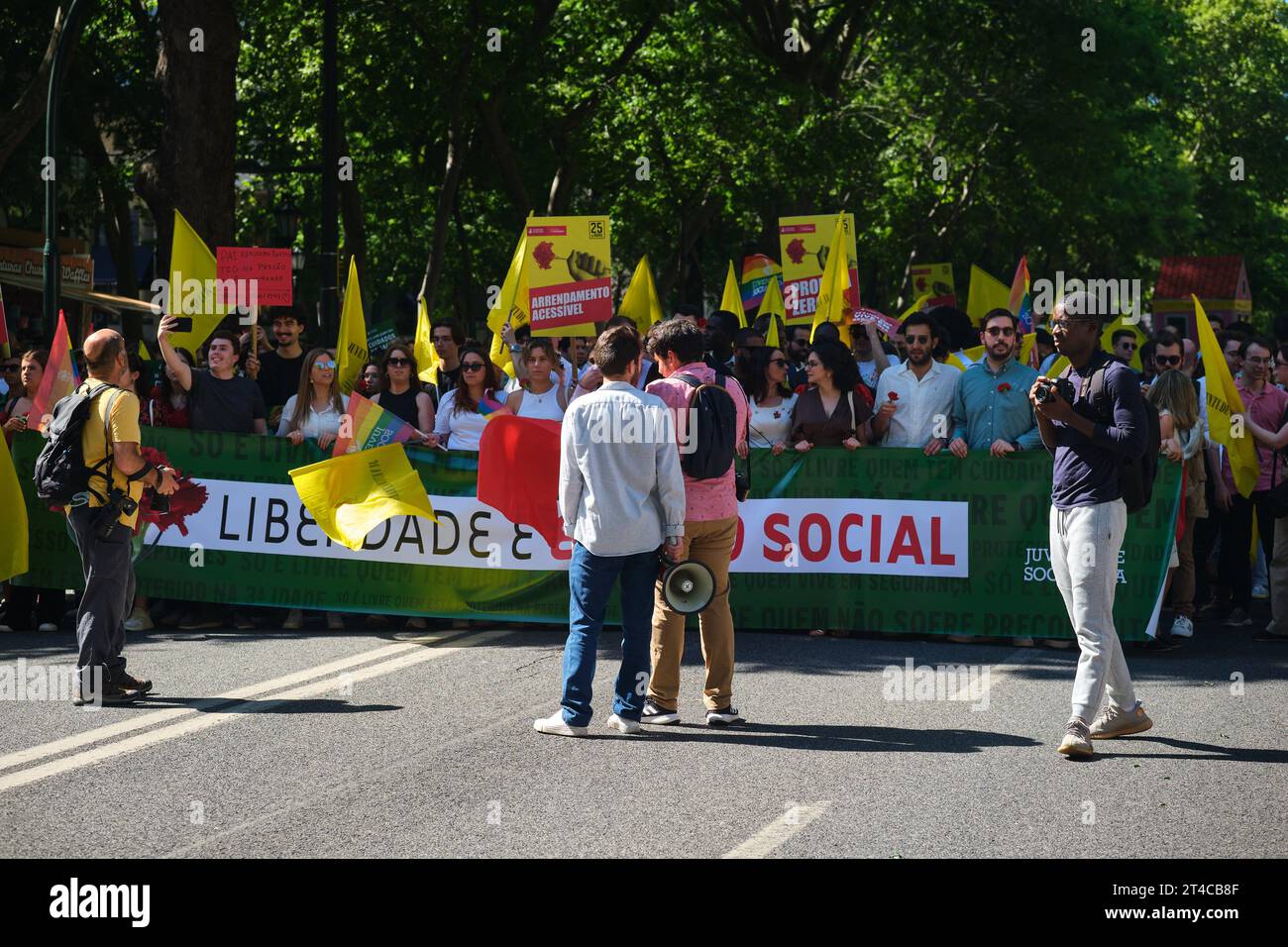 Celebration of The Carnation Revolution aka 25th April 25 de Abril ...