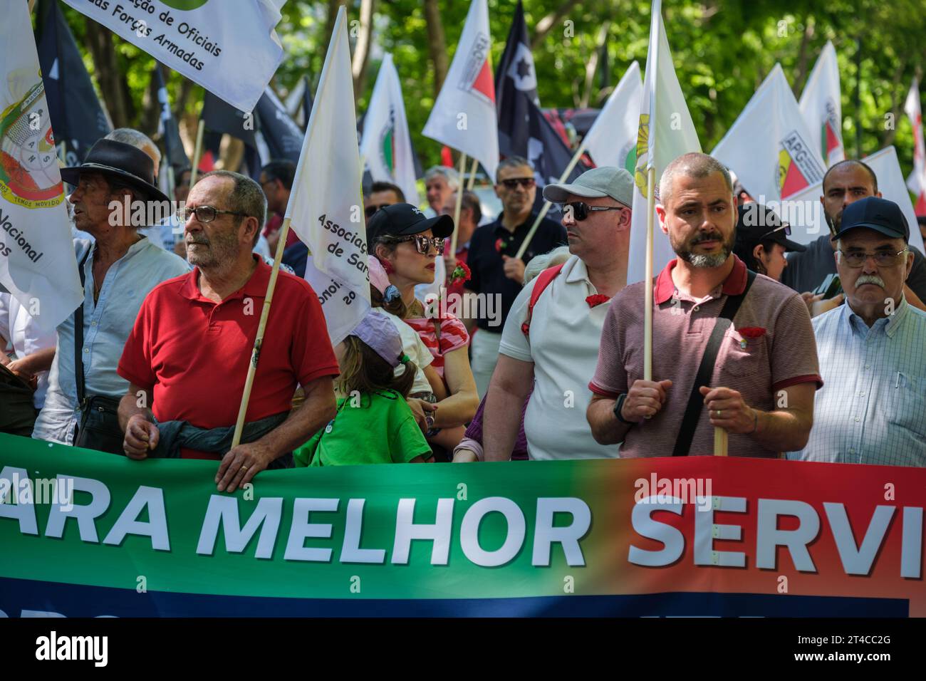 Carnation revolution abril 1974 hi-res stock photography and images - Alamy