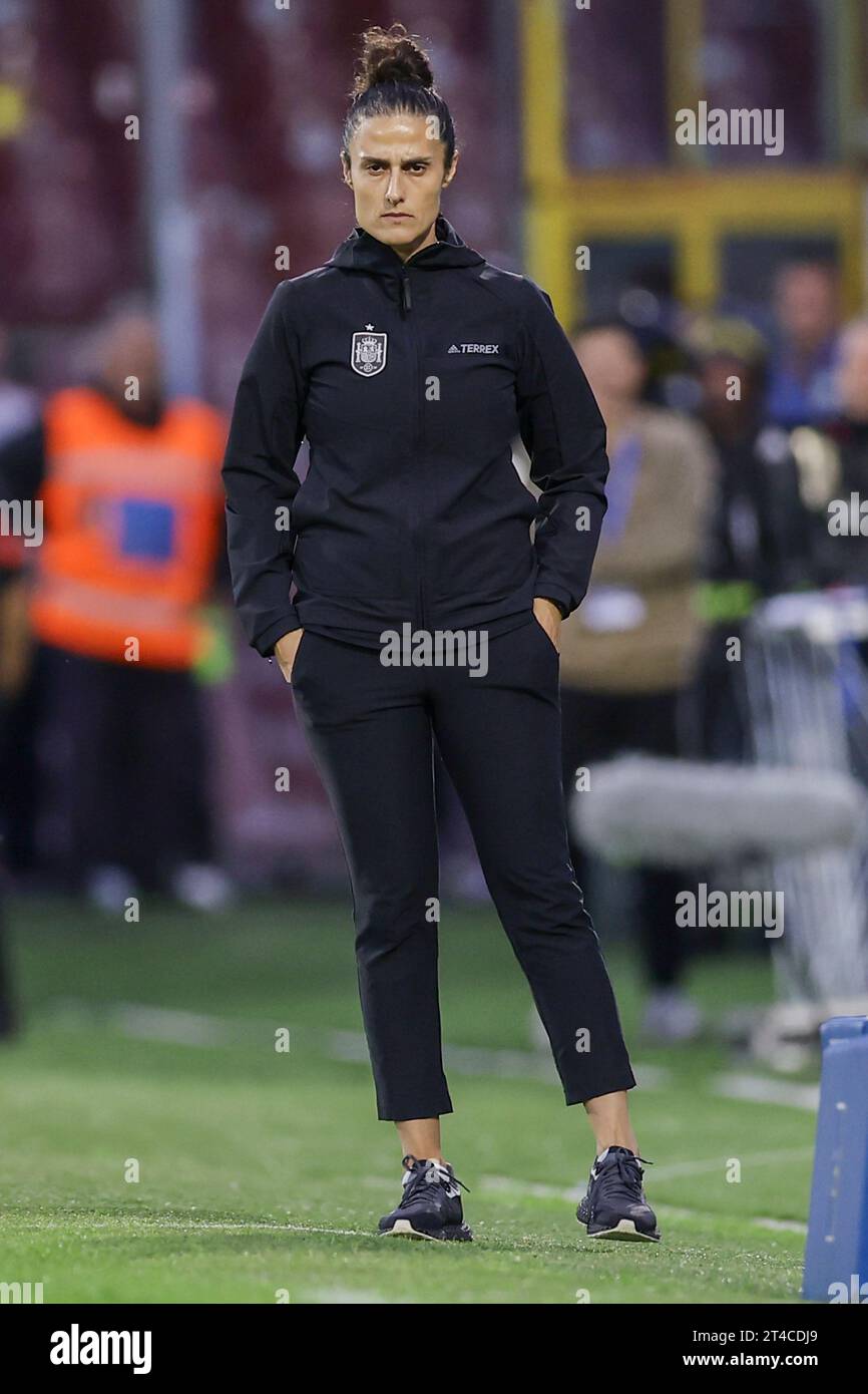 Salerno, Italy. 27th Oct, 2023. Montserrat Tome head coach of Spain ...