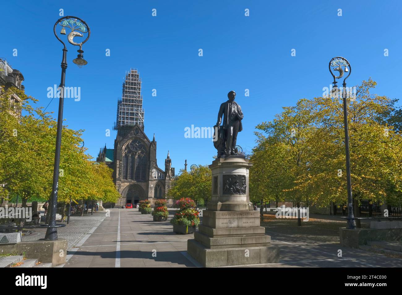 David Livingston memorial statue, Cathedral precinct, Glasgow,Scotland ...