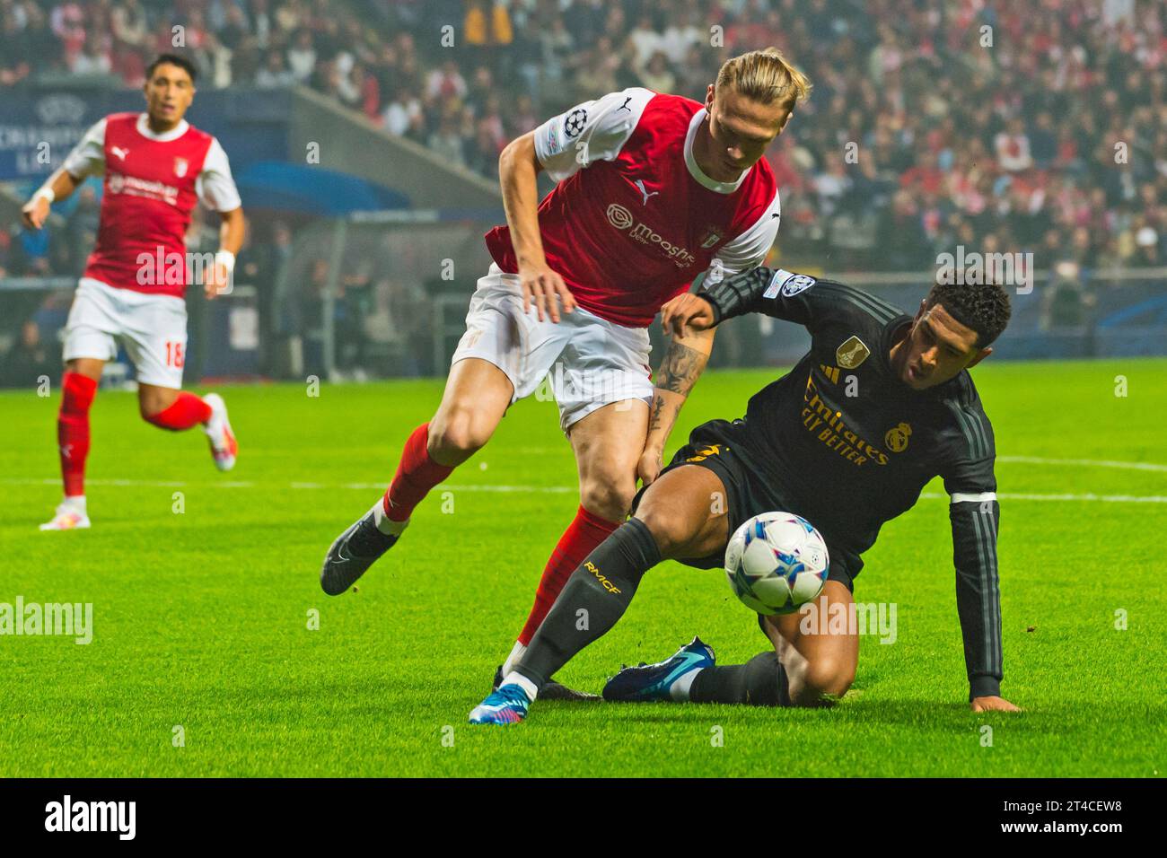 Braga, Portugal. 24th Oct, 2023. Jude Bellingham and Serdar Saatçi ...