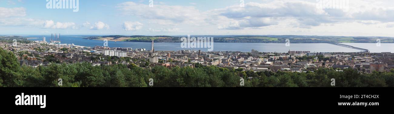 Dundee skyline hi-res stock photography and images - Alamy