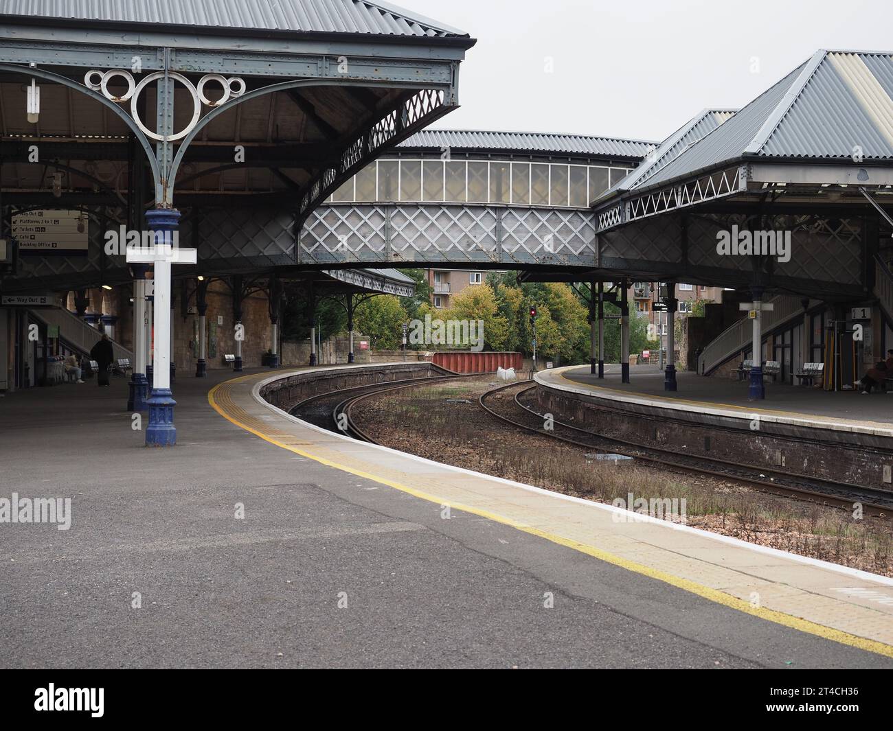PERTH, UK - SEPTEMBER 13, 2023: Perth railway station Stock Photo - Alamy