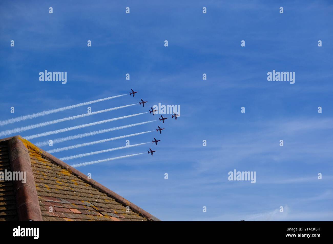 Red arrow formation hi-res stock photography and images - Alamy