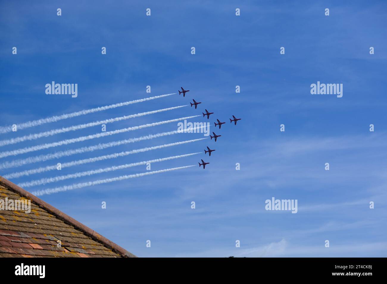 Red arrow formation hi-res stock photography and images - Alamy