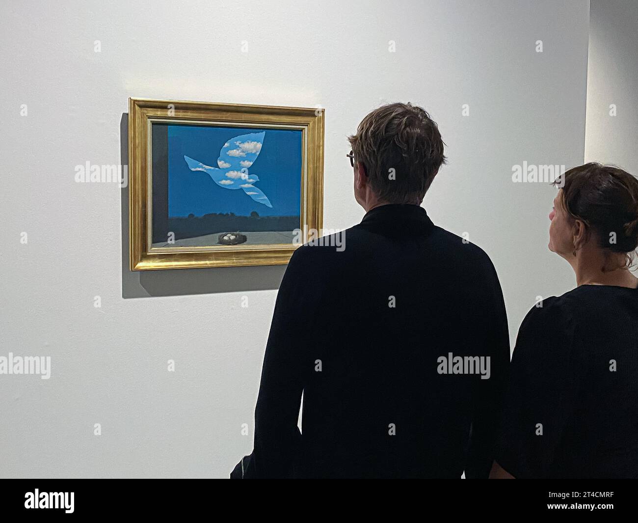 Surrealist magritte hi-res stock photography and images - Alamy
