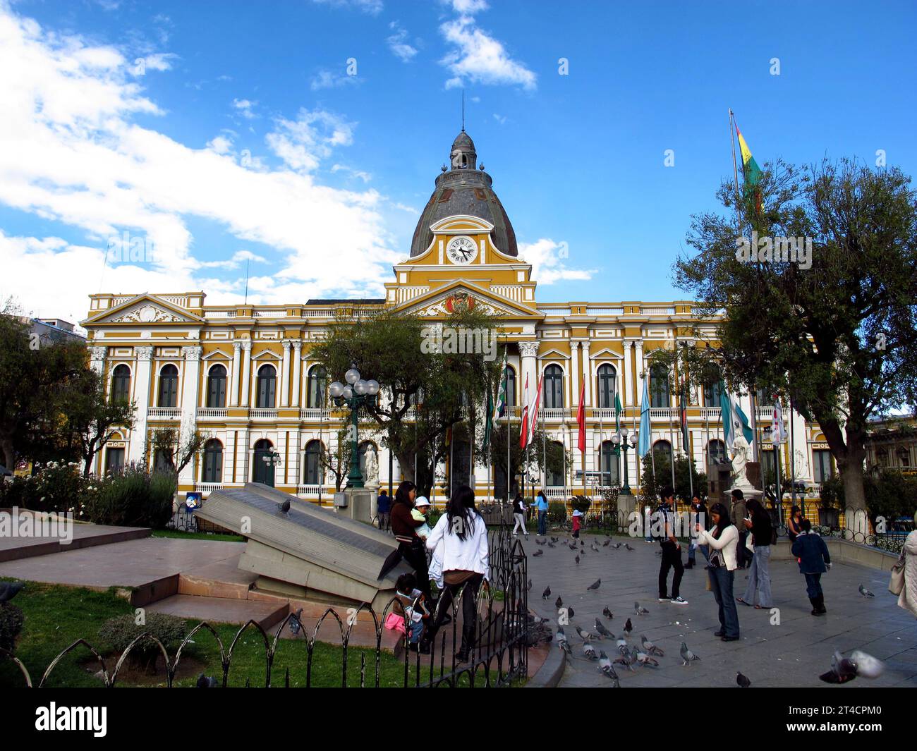 Palacio Quemado on Murillo Square in La Paz, Bolivia Stock Photo - Alamy