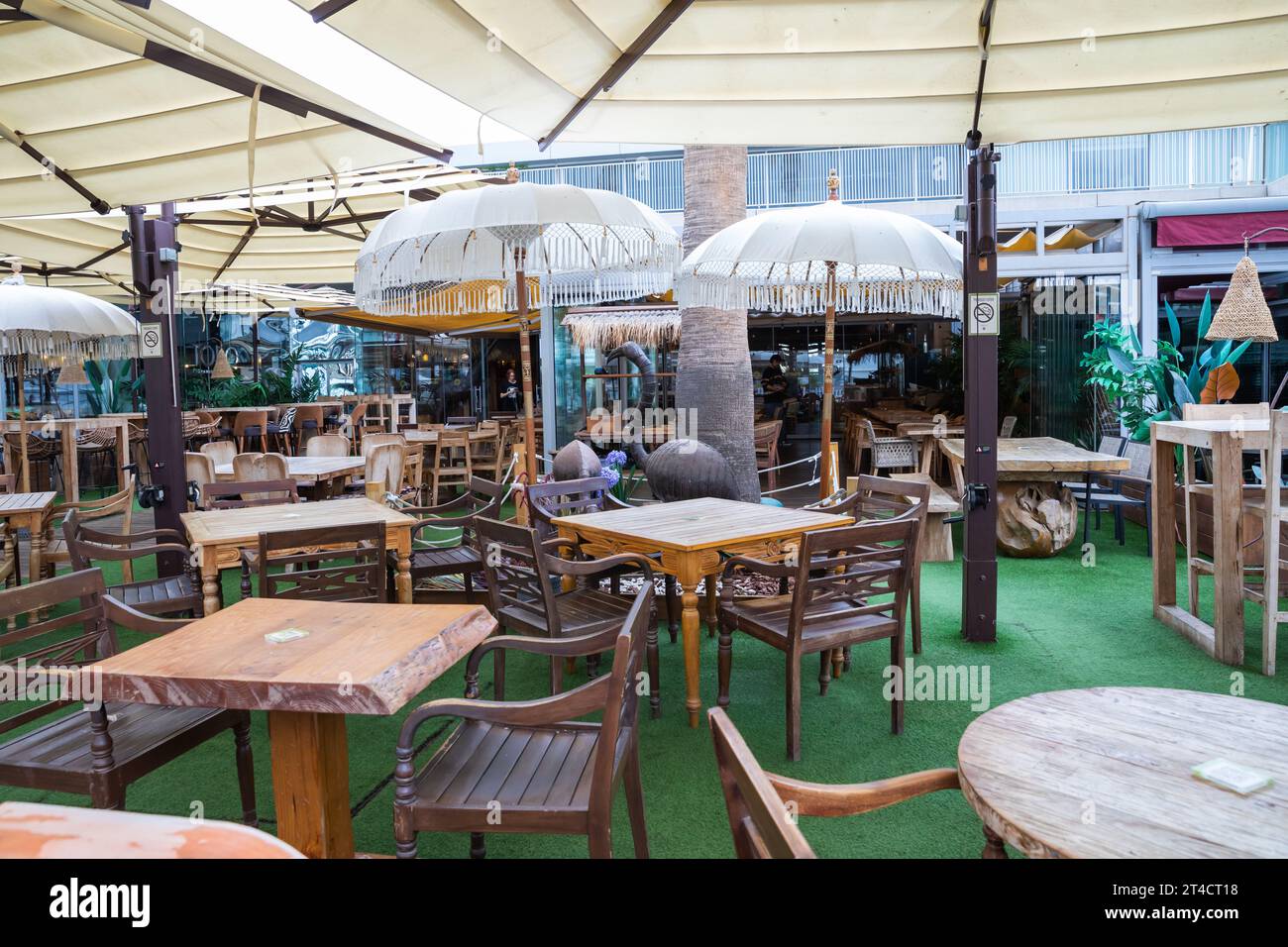 Portside culture hi-res stock photography and images - Alamy