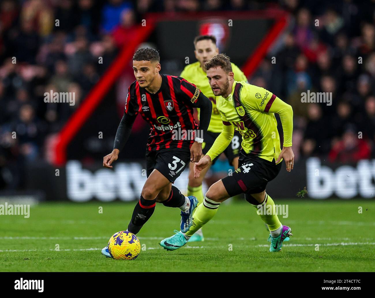 Bournemouths max aarons hi-res stock photography and images - Alamy