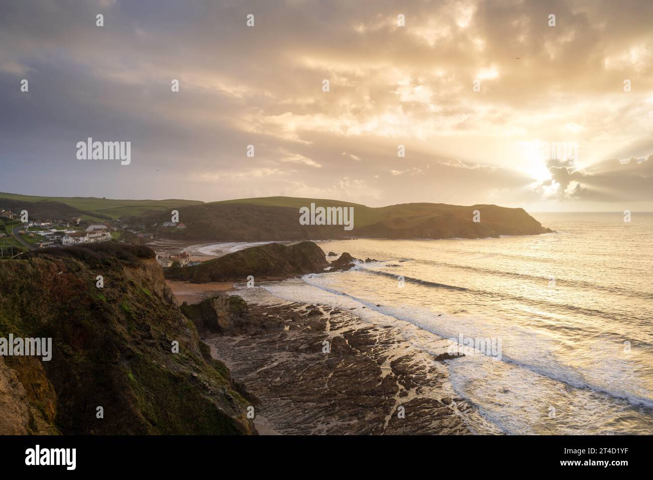 Salcombe sunset hi-res stock photography and images - Alamy