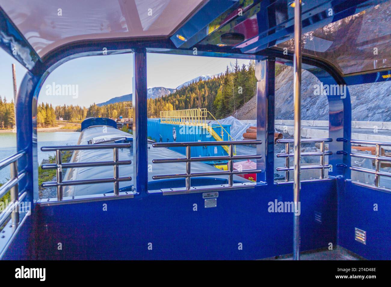 Famous scenic train ride on Alaska Railroad Coastal Classic train ...