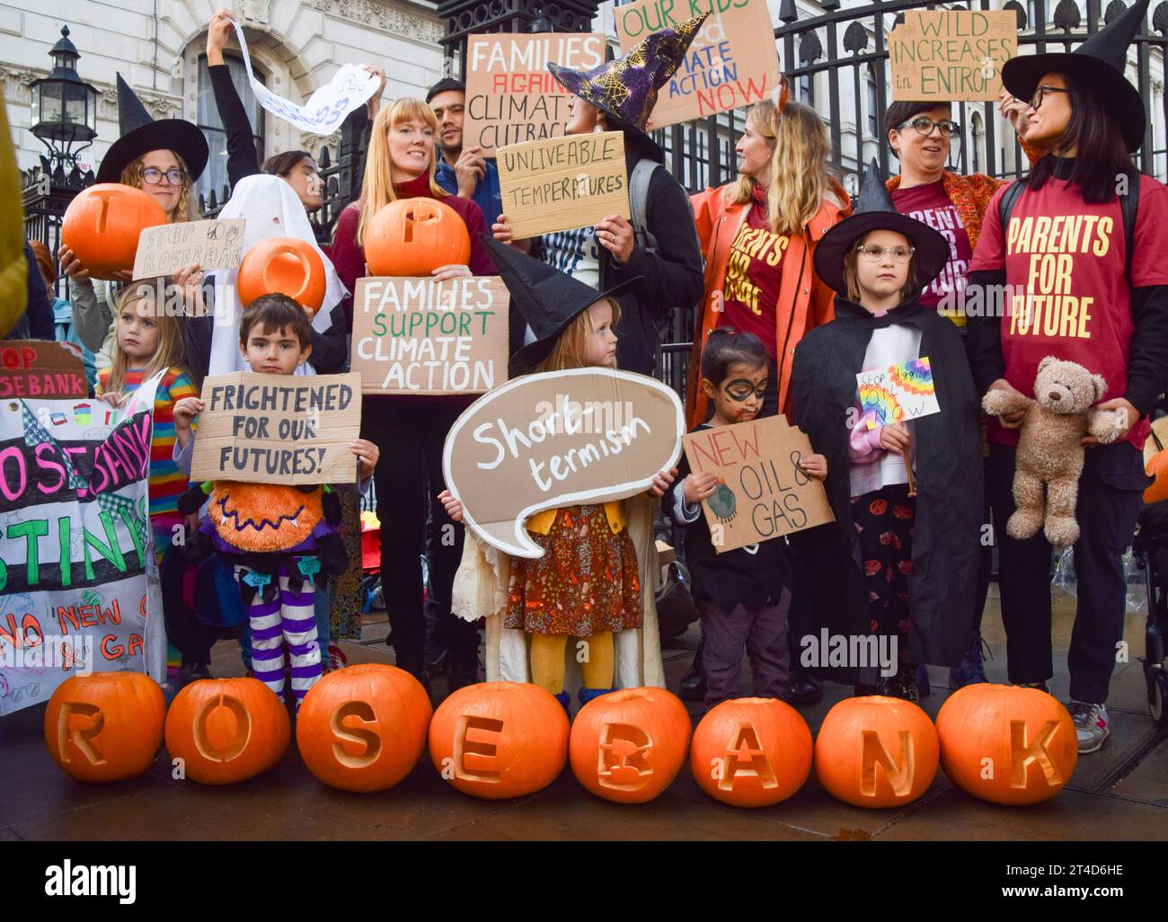 London, UK. 30th October 2023. Parents and children staged a Halloween ...