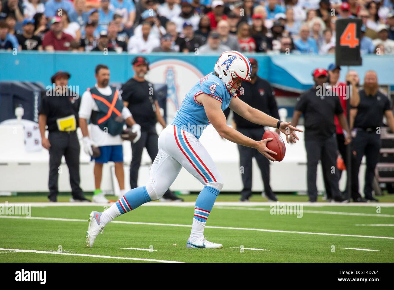Nashville, USA. 29th Oct, 2023. Tennessee Titans punter Ryan Stonehouse ...
