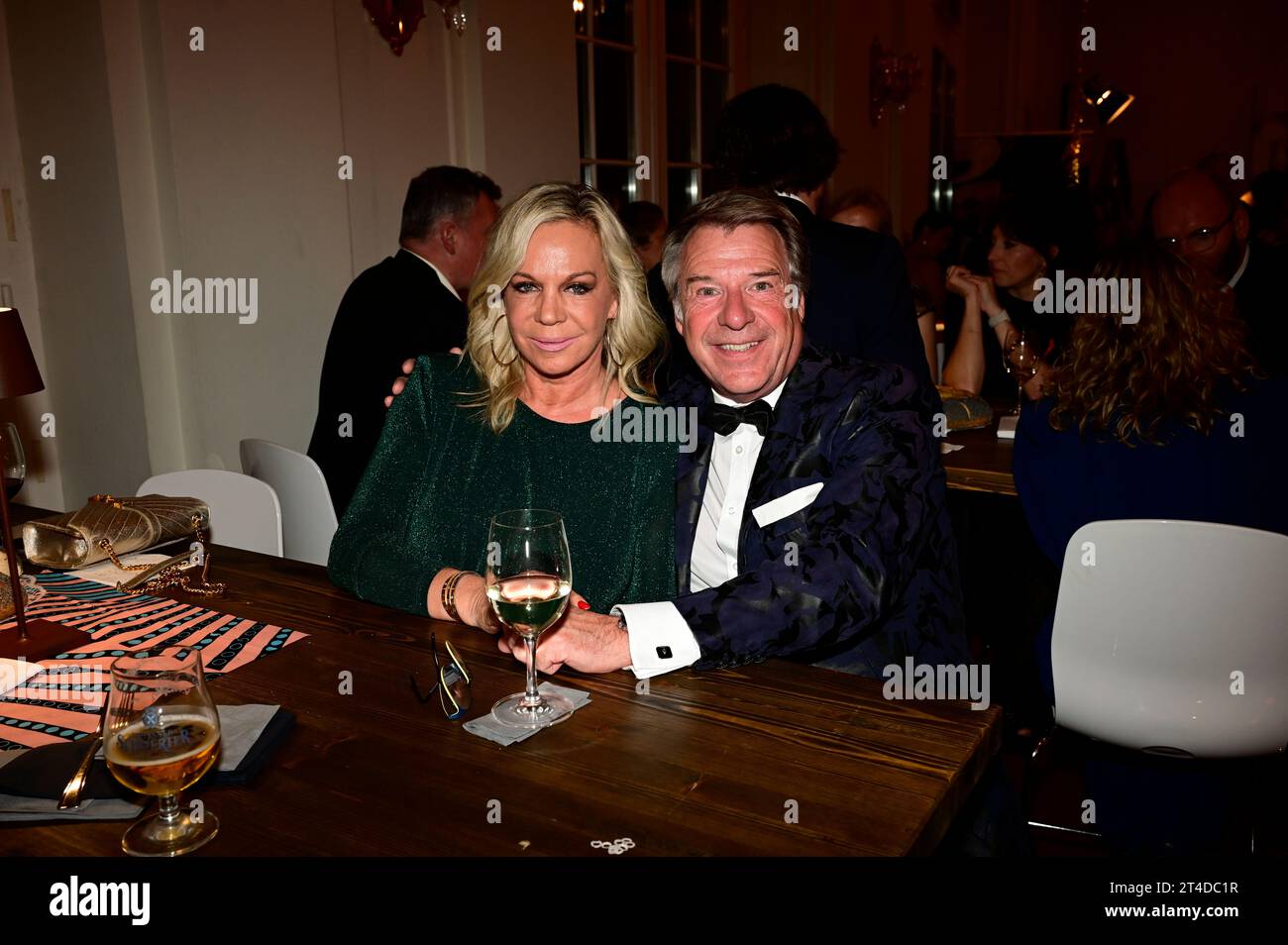 Birgit Fischer-Höper und Patrick Lindner bei der 15. Hope Gala 2023 im ...