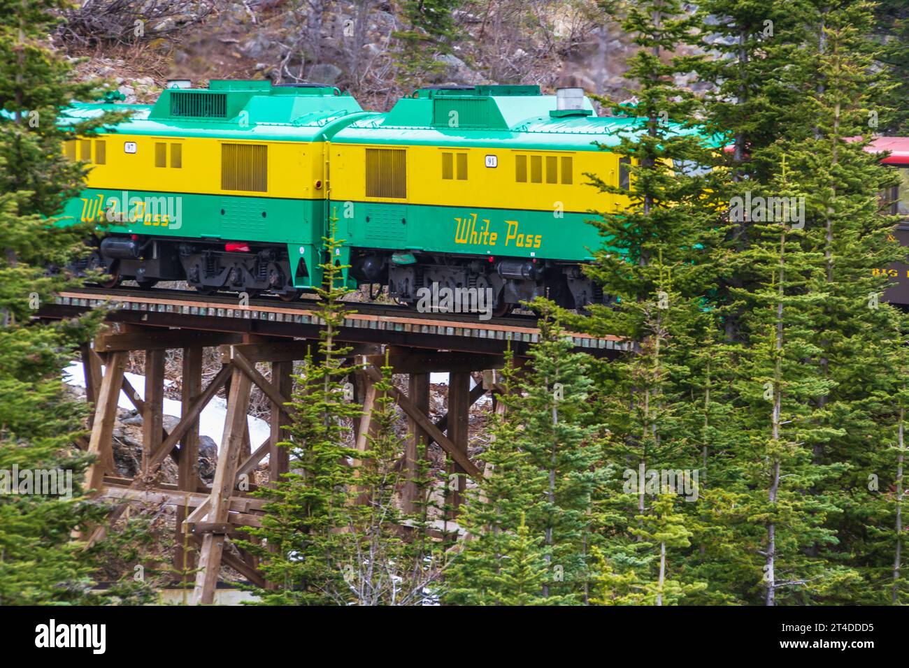 White Pass and Yukon Route (WP&YR) Railroad train ride from Skagway ...