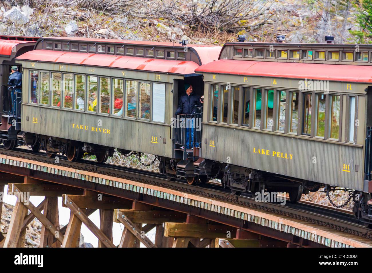 White Pass and Yukon Route (WP&YR) Railroad train ride from Skagway ...