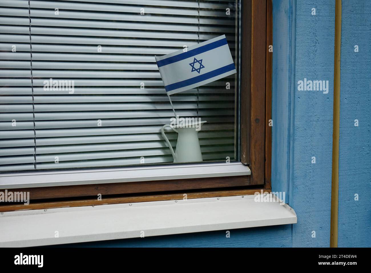 Fenster mit israelischer Fahne Fenster mit israelischer Fahne, 30.10. ...