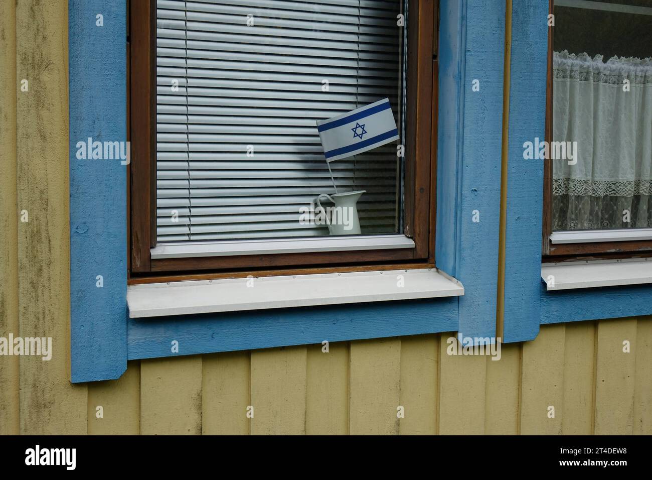 Fenster mit israelischer Fahne Fenster mit israelischer Fahne, 30.10. ...