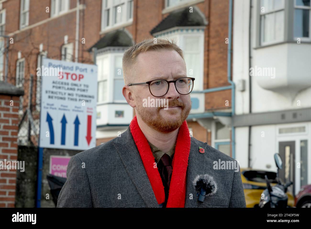 Lloyd russell moyle hi-res stock photography and images - Alamy