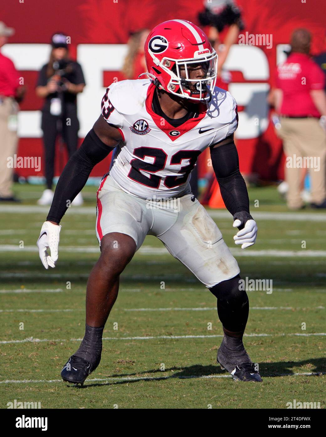Georgia defensive back Tykee Smith (23) covers a play against Florida ...