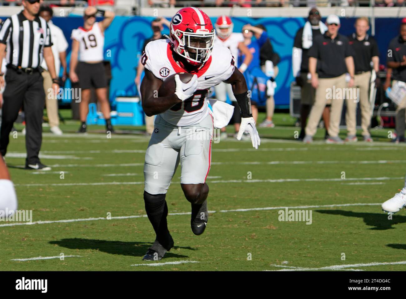 Georgia running back Daijun Edwards runs against Florida during the ...