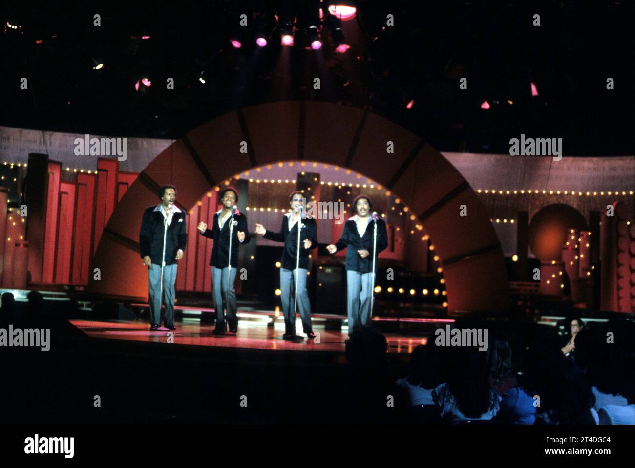 The four tops hi-res stock photography and images - Alamy
