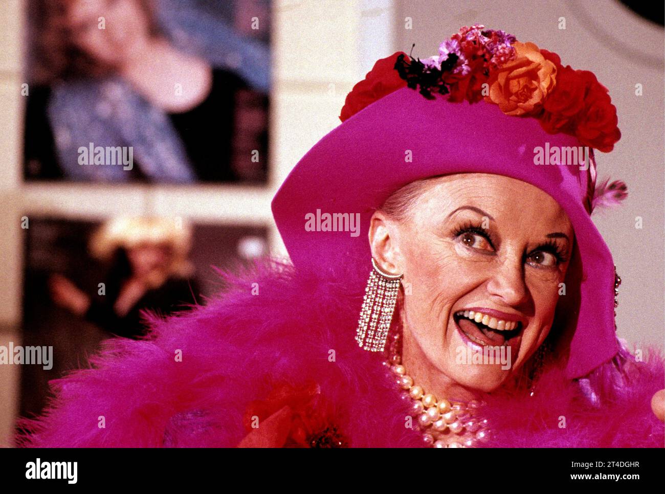 PHYLLISS DILLER ; portrait ; circa 1980s ; Credit : Lynn McAfee ...