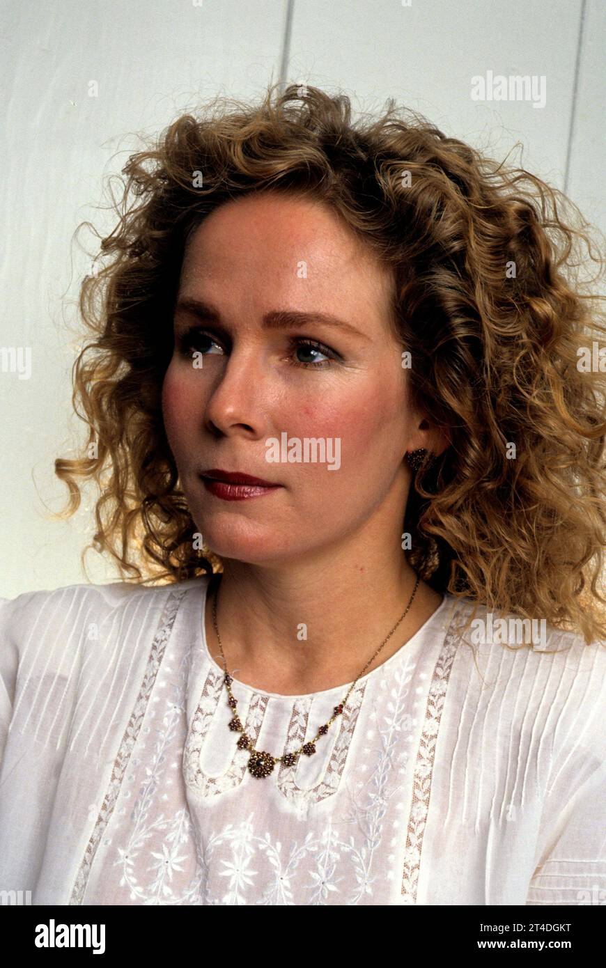 LAURIE PRANGE ; American actress ; portrait ; June 1991 ; Credit : Lynn ...