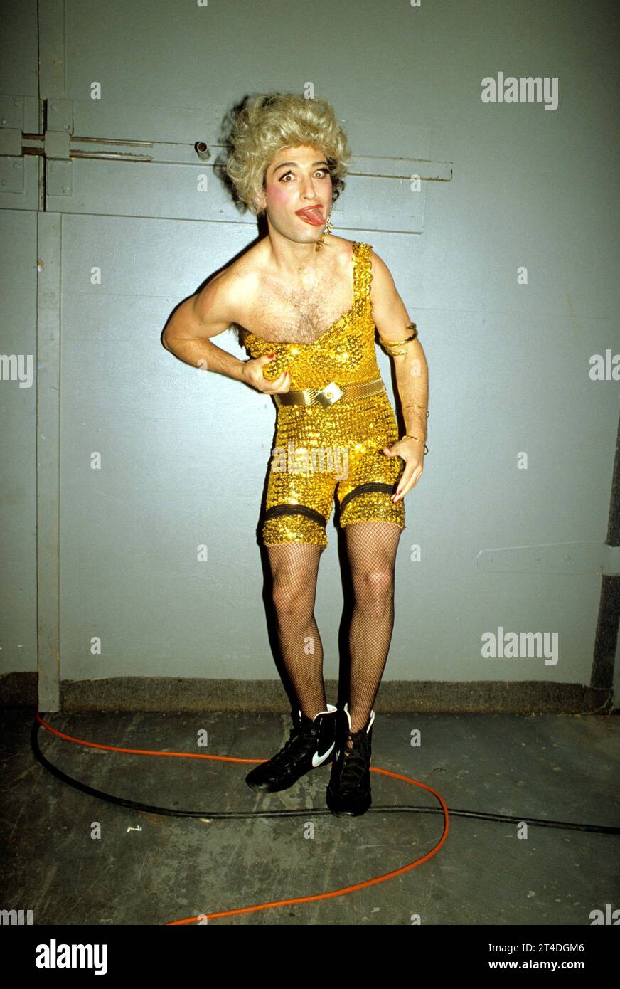 HOWIE MANDEL ; Canadian comedian, actor ; portrait ; June 1986 ; Credit ...