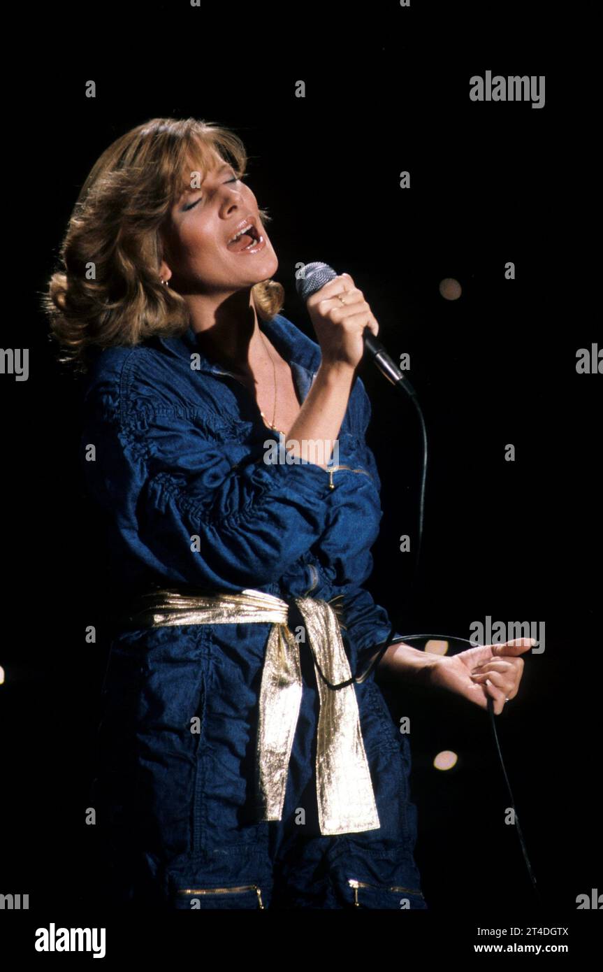 Debby boone hi-res stock photography and images - Alamy