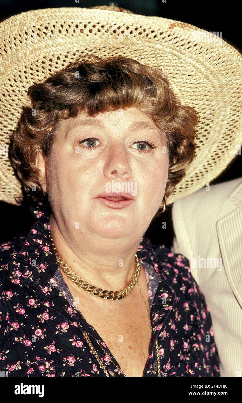 Shelley winters portrait hi-res stock photography and images - Alamy