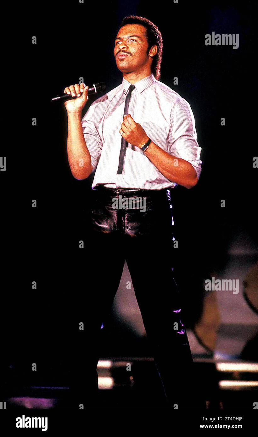 Ray parker jr 1984 hi-res stock photography and images - Alamy