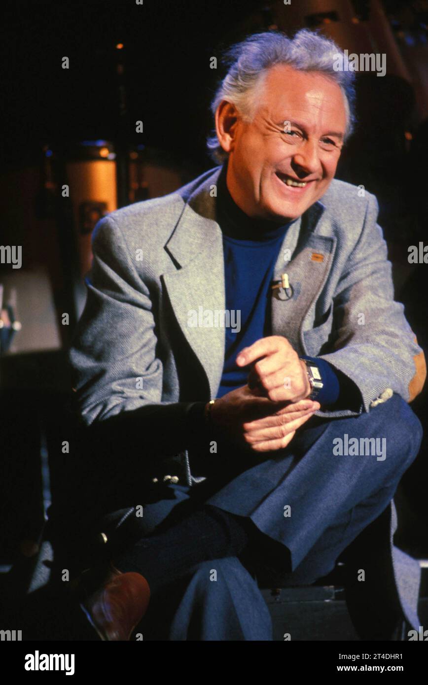 CLIVE DONNER ; Credit: Lynn Mcafee / Performing Arts Images www ...