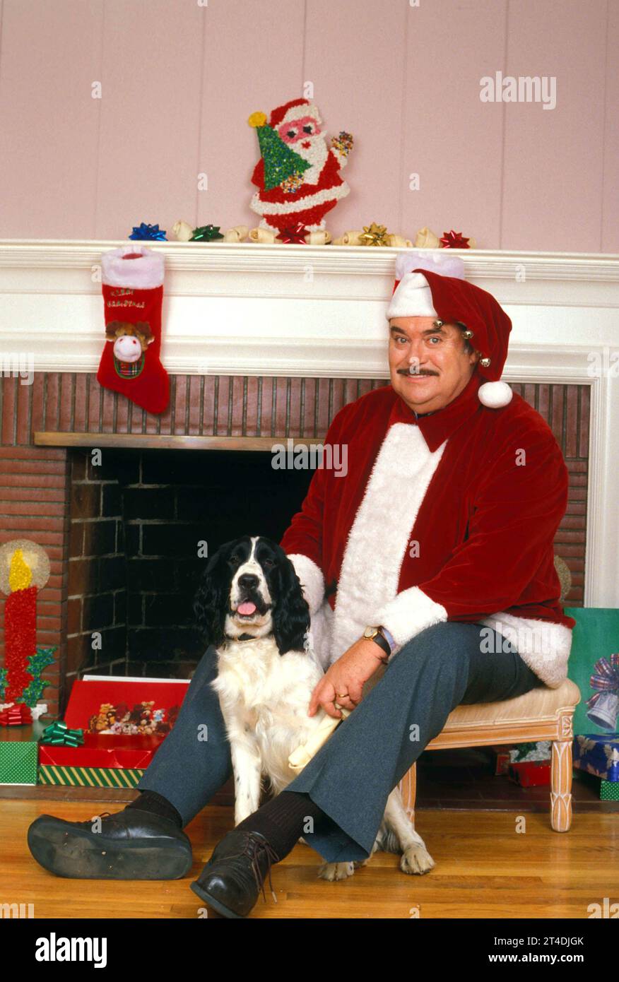 CHRISTOPHER HEWETT ;5 April 1921 - 3 August 2001 ; English actor and ...