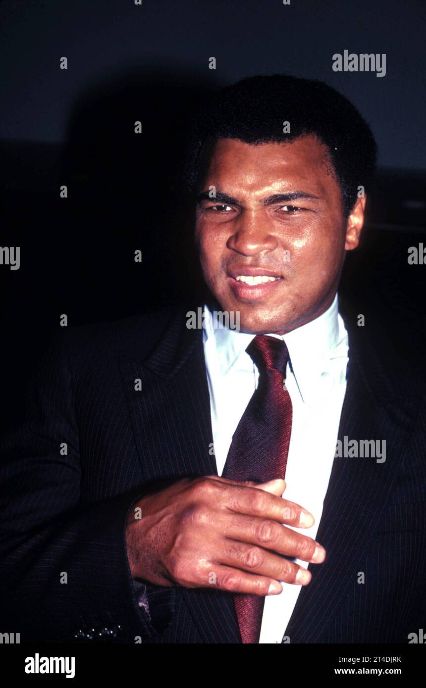 MUHAMMAD ALI ;Cassius Marcellus Clay Jr.; 17 January 1942 - 3 June 2016 ...