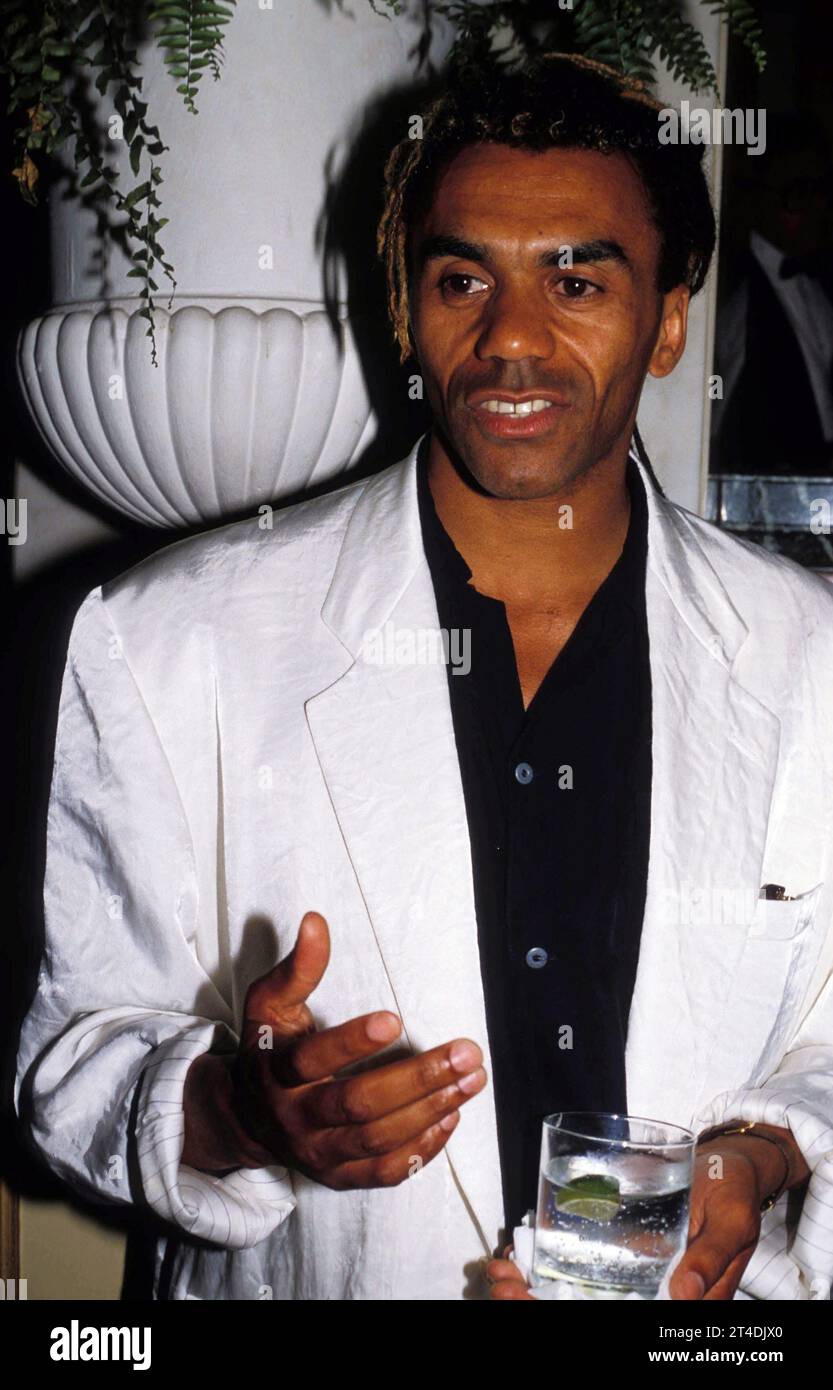 F2721 ;JOE LEEWAY OF THE THOMPSON TWINS 1986 ; Credit: Lynn Mcafee ...