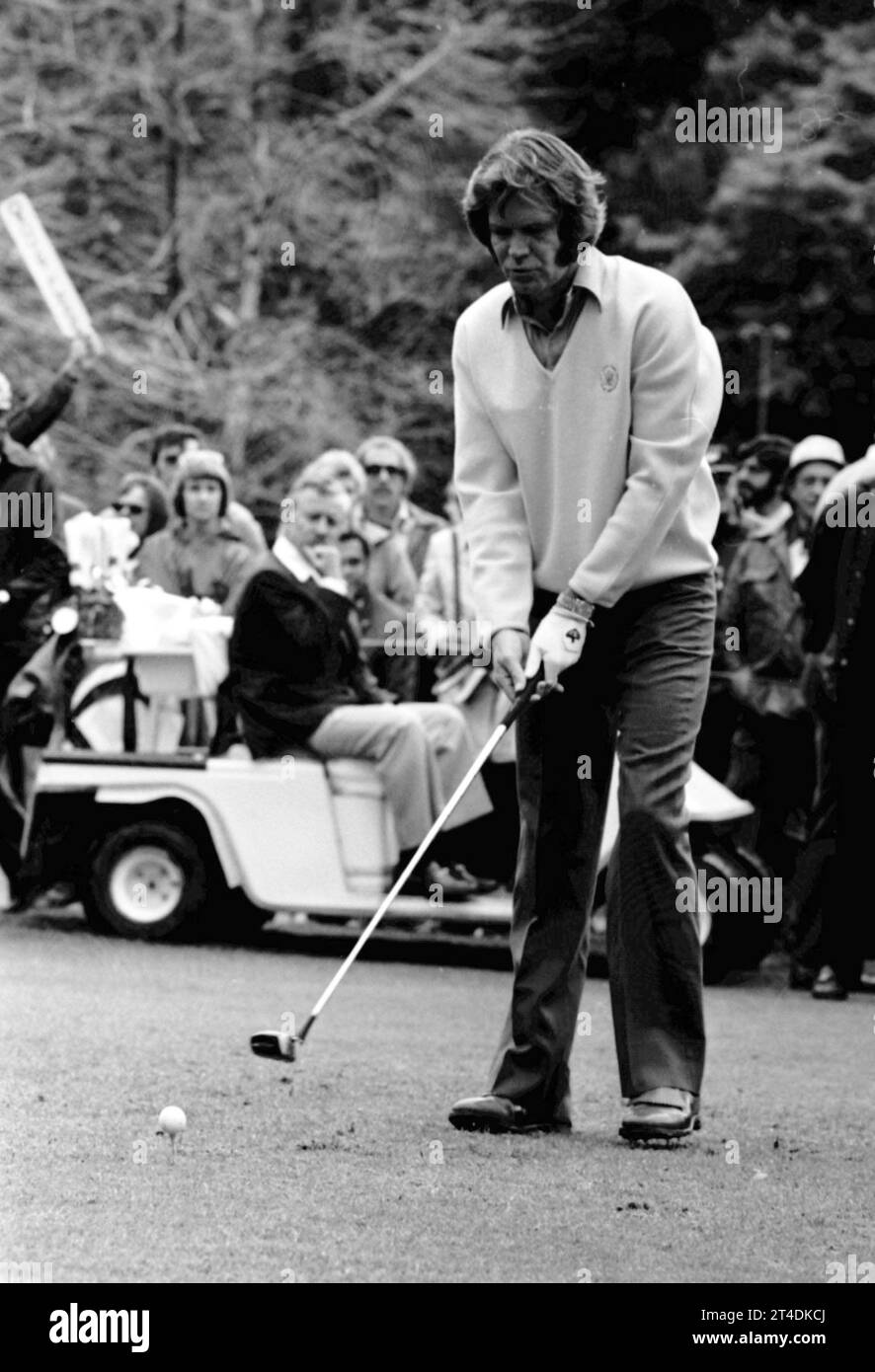 THE GLEN CAMPBELL LOS ANGELES OPEN AT THE RIVIERA COUNTRY CLUB, PACIFIC ...