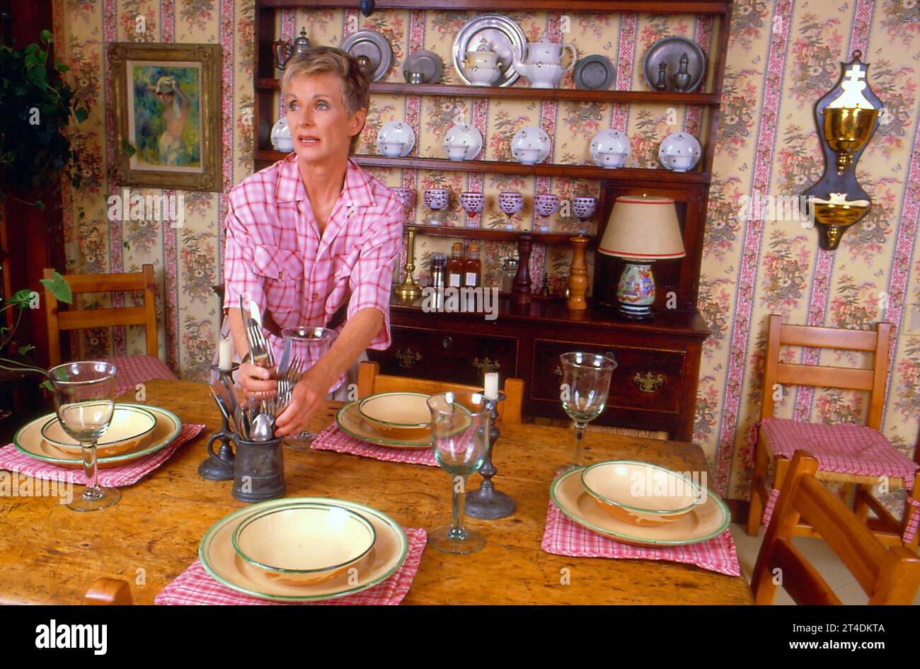 CLORIS LEACHMAN 1986 ; Credit: Lynn Mcafee / Performing Arts Images www ...