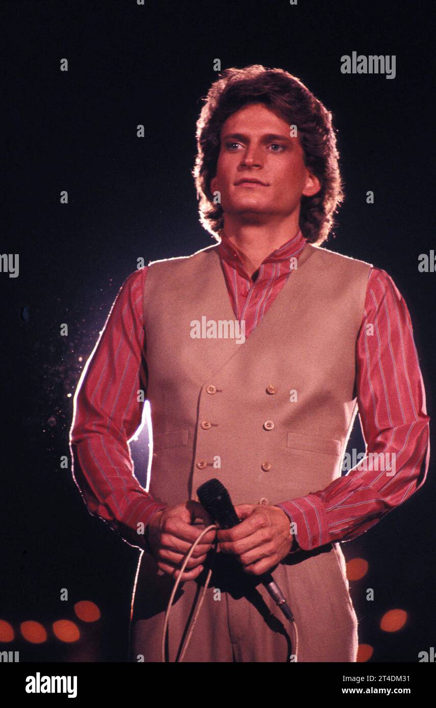 E8183 ;1983 ; REX SMITH ; Credit: Lynn Mcafee / Performing Arts Images ...