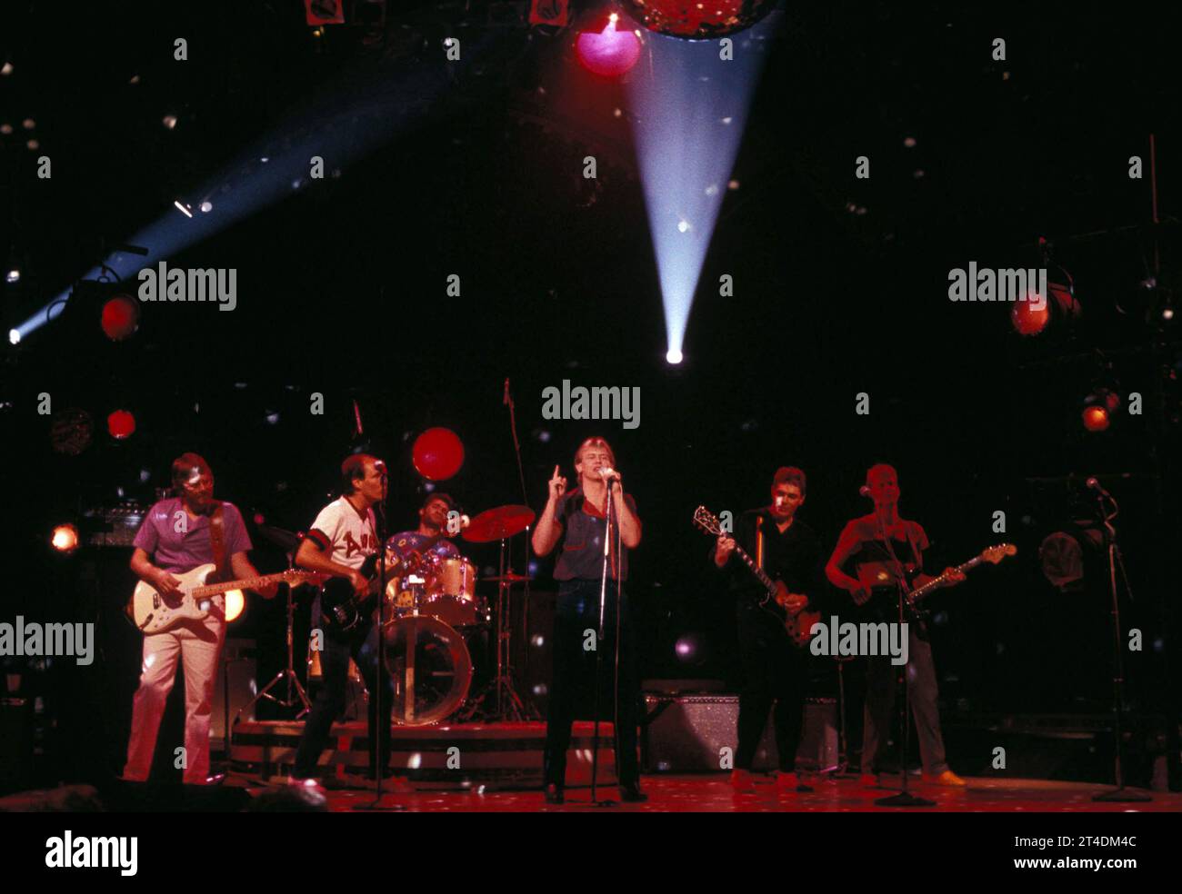 John farnham hi-res stock photography and images - Alamy