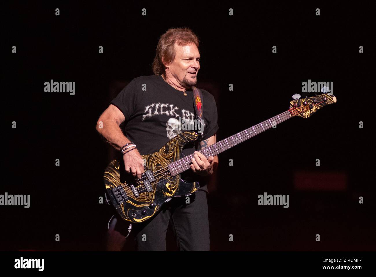 Van halen bassist michael anthony hi-res stock photography and images ...