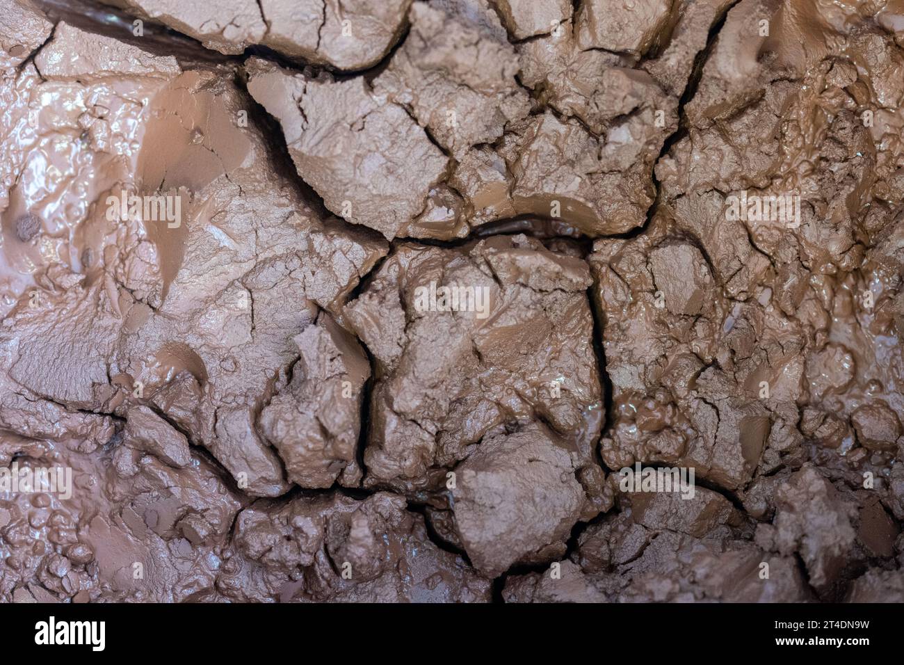 Red mud aluminum hi-res stock photography and images - Alamy