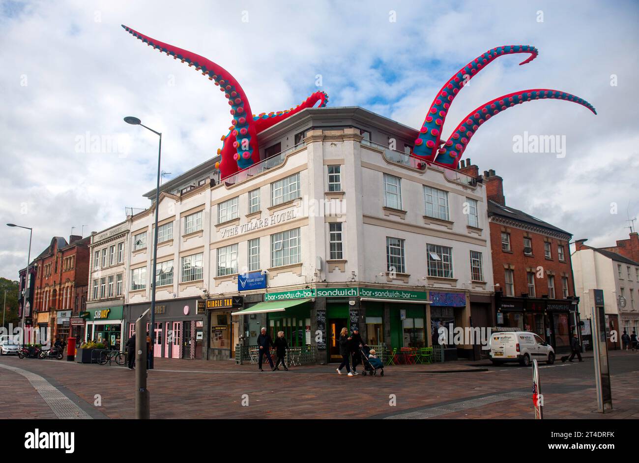 'Tentacle Terry' of Leicester Monsters: a city centre invasion of giant ...