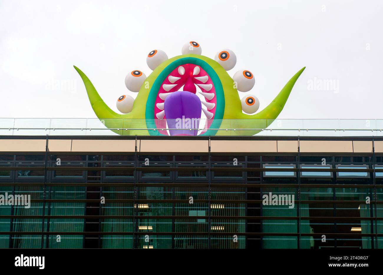 'Groaner' of Leicester Monsters: a city centre invasion of giant ...