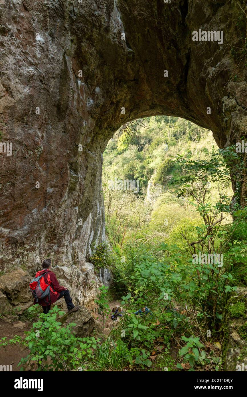 Reynards Cave Arch, Dovedale, Derbyshire Stock Photo - Alamy