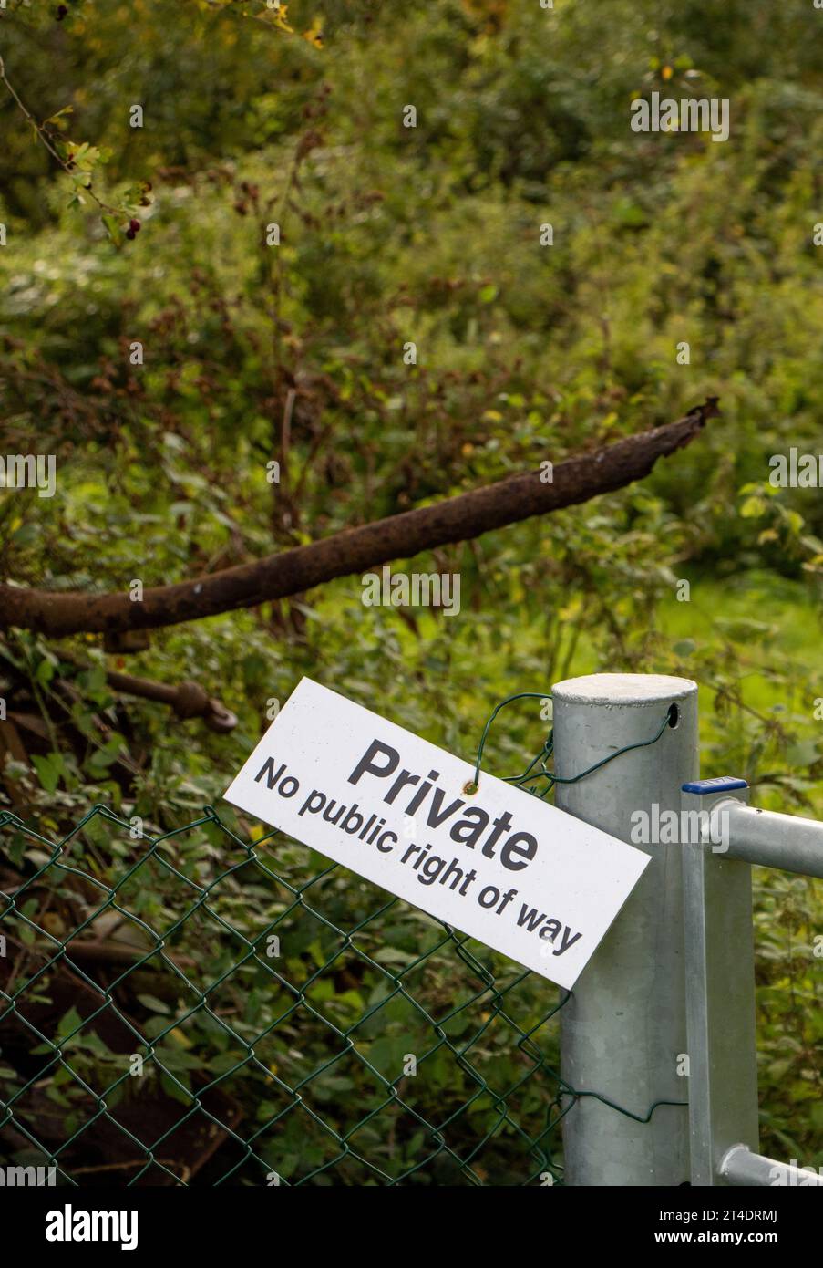 Landowner making it clear that his small holding is not a public right ...